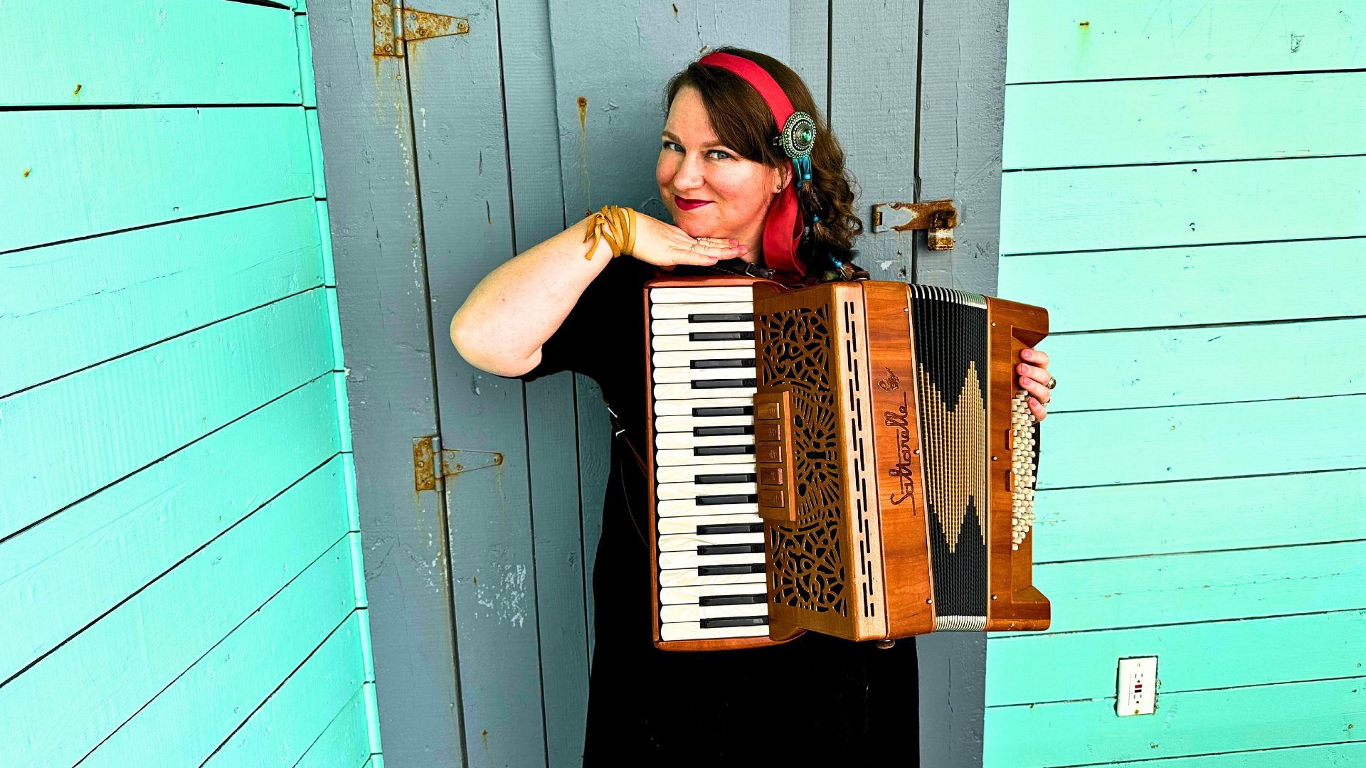 Mary Beth Carty | Deep Roots Music Cooperative